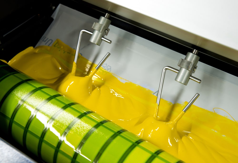 10 zalet druku offsetowego UV - Four Colors 10 zalet druku offsetowego UV - Four Colors